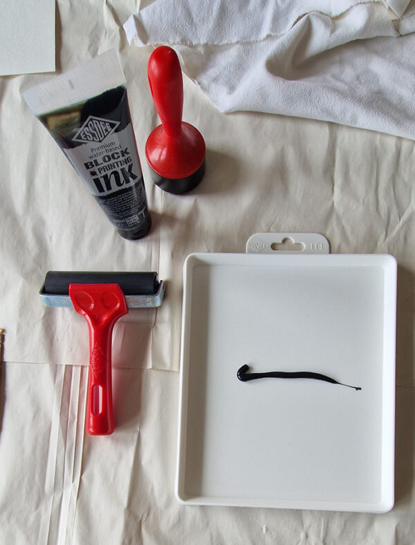 Comment faire de la linogravure ? - Rougier&Plé Le Blog | La grande ...